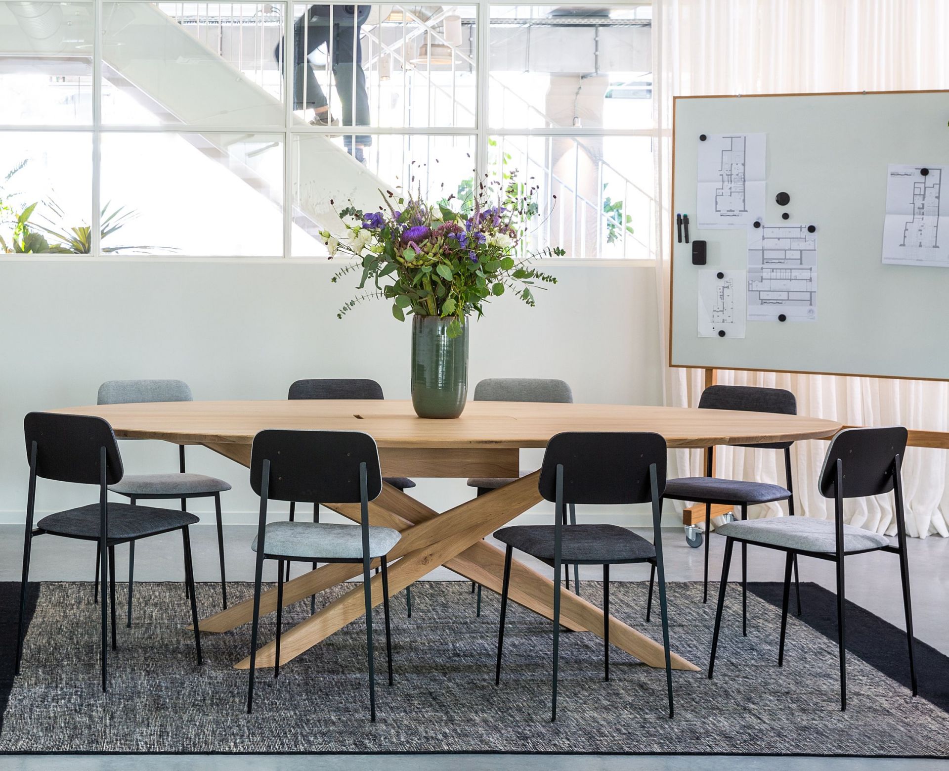 Mikado Meeting Table Oak varnished Ethnicraft ETHNICRAFT 50546